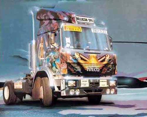 Iveco - Poster mit Goldprägung 15x20 cm | Fantastic Pictures